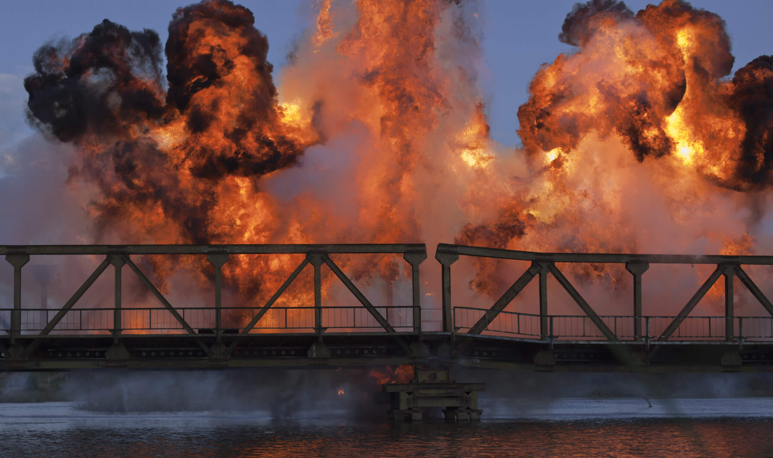 Die 10 schlimmsten Explosionen in Kalifornien im Jahr 2025 - Hillstone Law Unfall- und ...